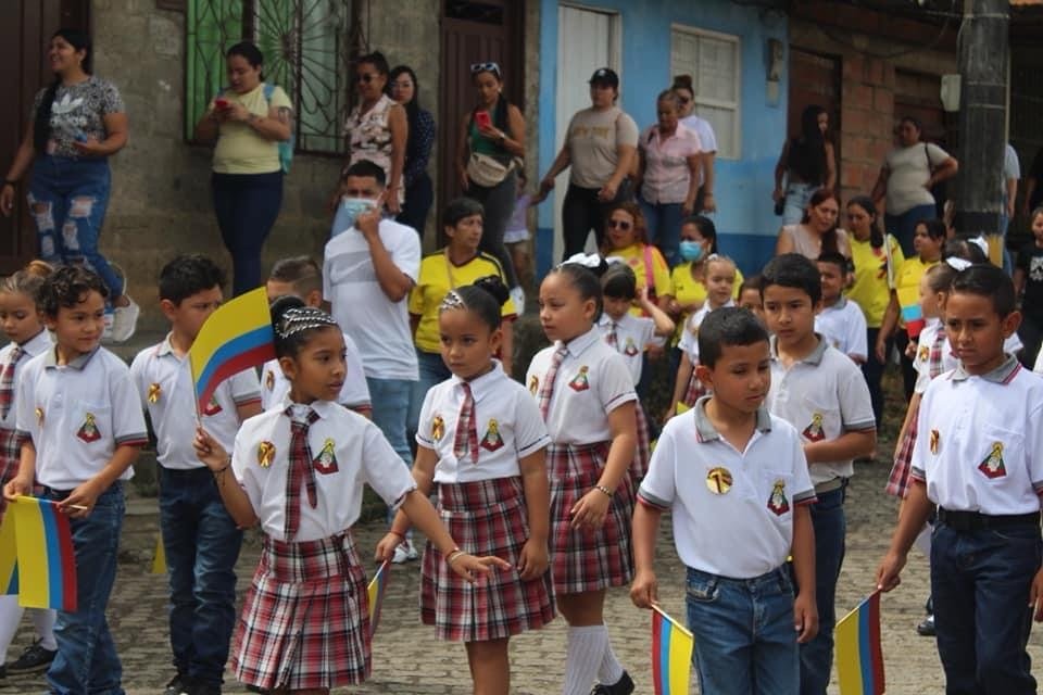 Frontino Celebró el Día de la Independencia de Colombia - Periódico El ...